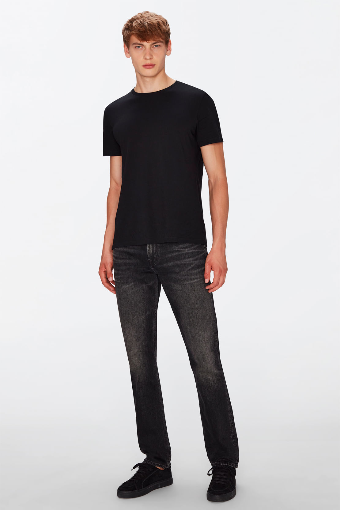 THE STRAIGHT THUNDER